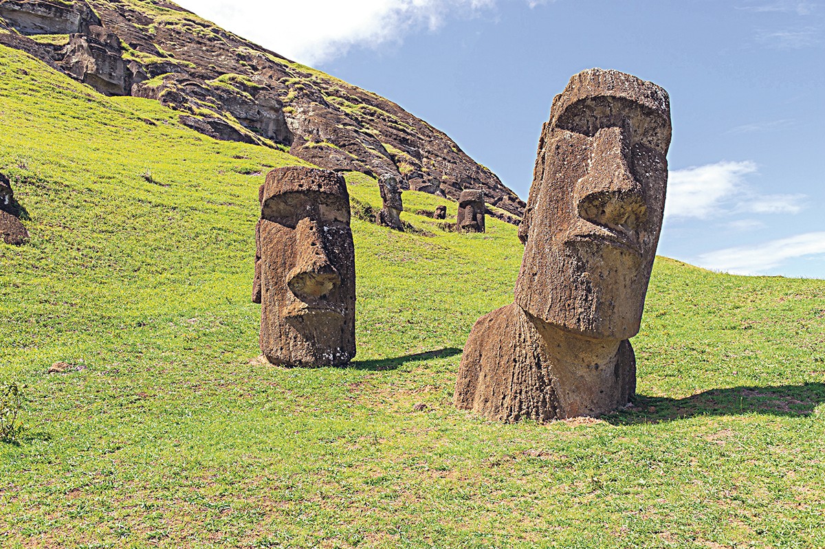 На острове Пасхи нашли нового каменного истукана - Редакция Германия